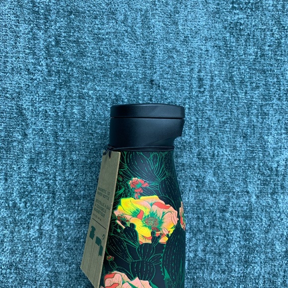 Starbucks | Other | Starbucks Floral Flower Spring Water Bottle | Poshmark